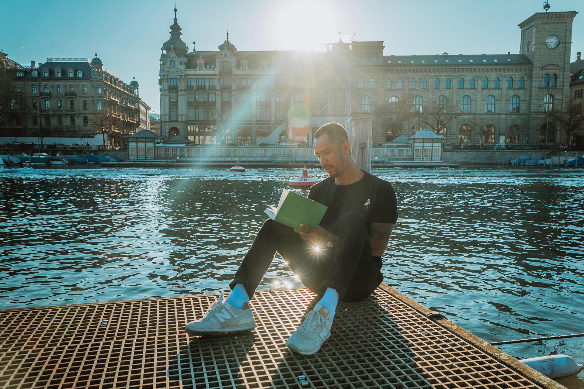 Startbase: Startups, Stories & Statistics