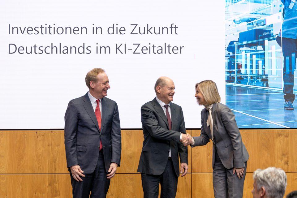 Microsoft invests 3.2 billion euros: Massive expansion of AI ...