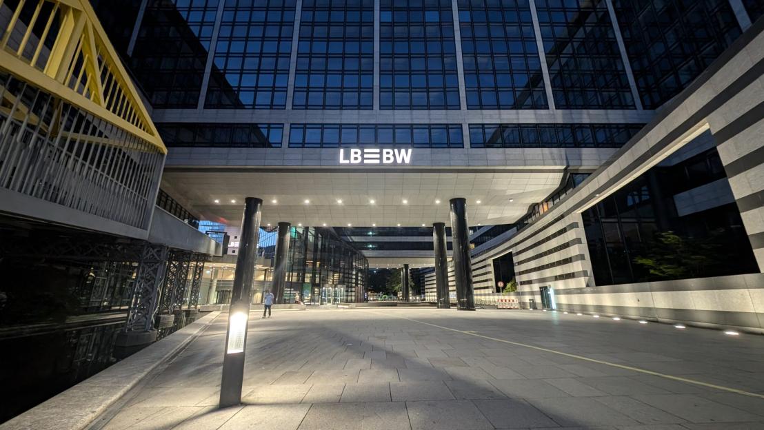 LBBW Research sees tech world facing the next super cycle | Startbase